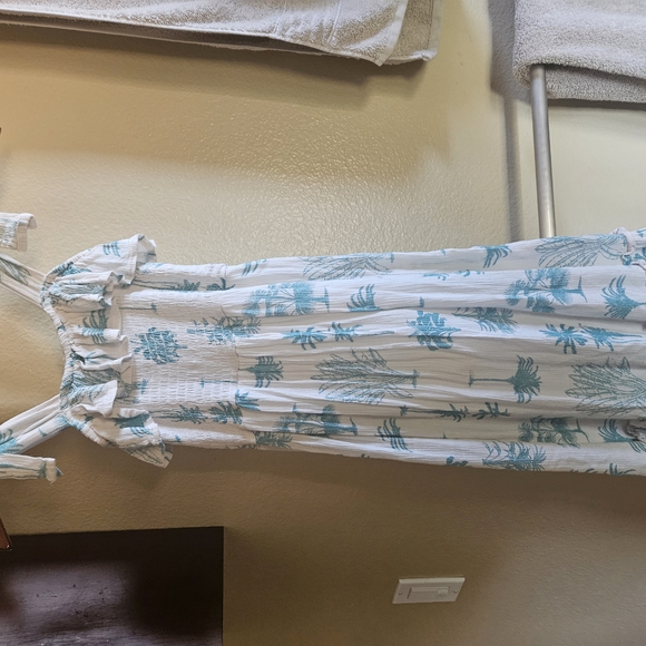 Jessica Simpson | Dresses | Jessica Simpson White And Blue Dress | Poshmark